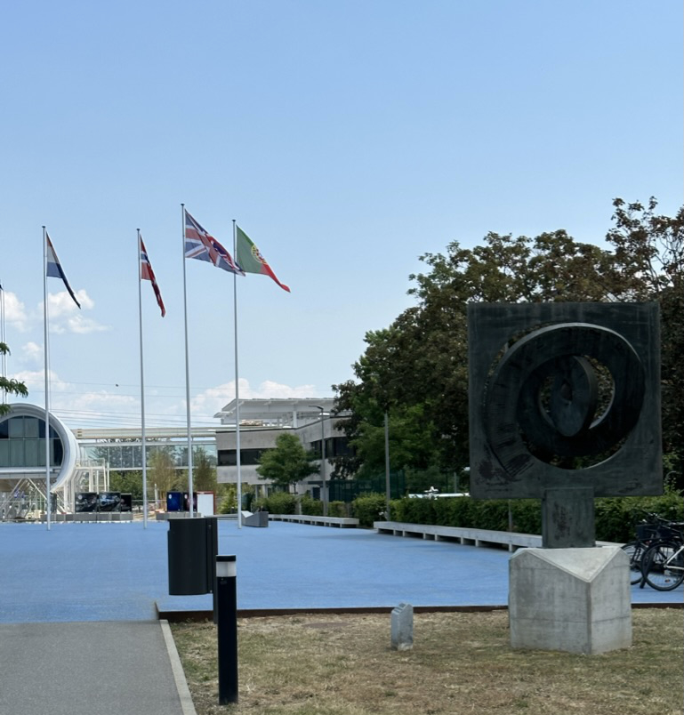 Besuch im CERN – Deutsch Internationaler Club in Genf